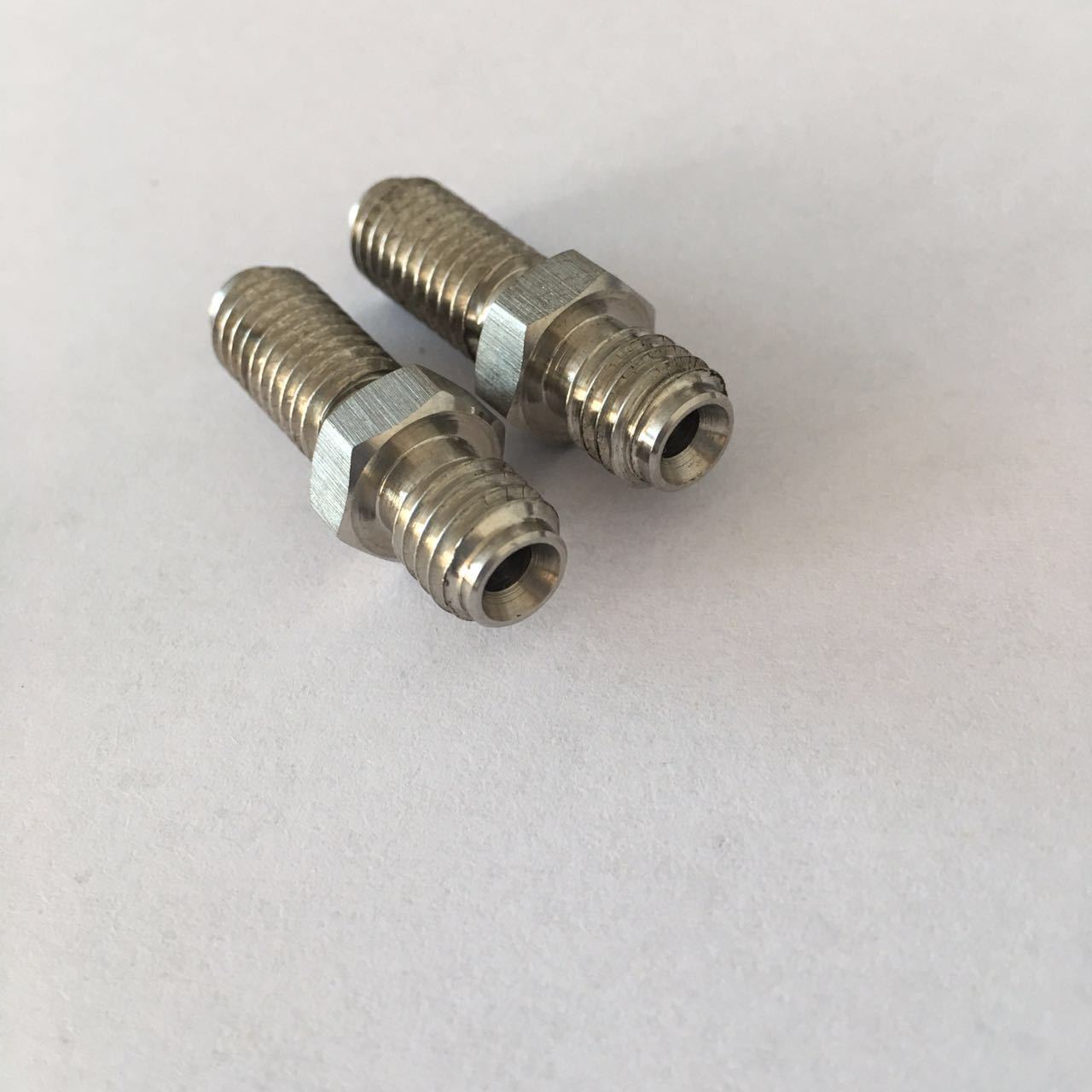 φ3.1/3.3 UNF5/16-20 不锈钢外丝过壁两通 _参数_价格-仪器信息网