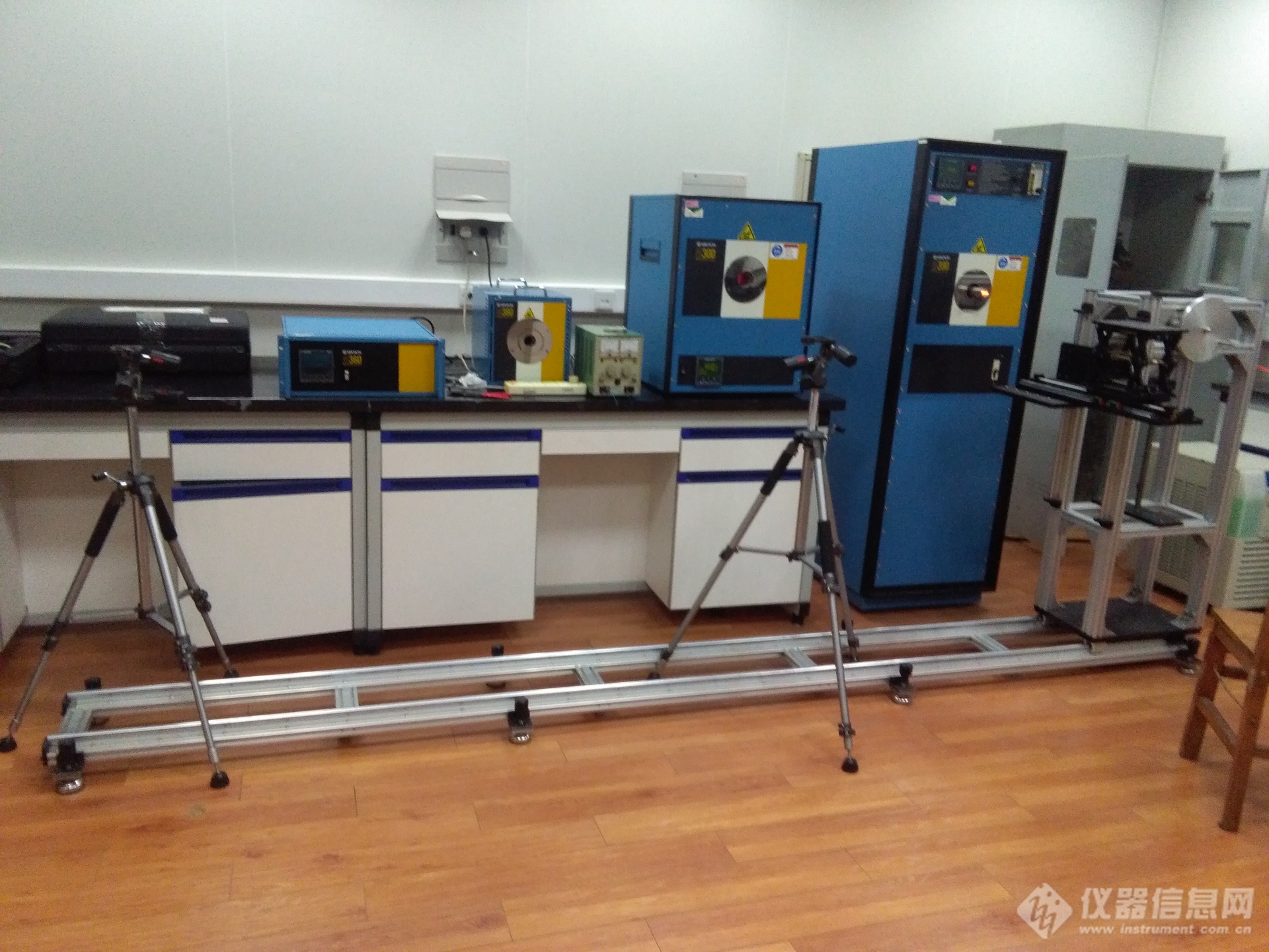 Mikron M390超高温黑体炉，300°C至3000°C，稳定性±0.5℃_上海明策电子科技有限公司