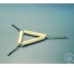 TRIANGLES, MADE OF TINNED IRON WIRE, PIPE CLAY TUBES, LENGTH 80 MM 货号 ...