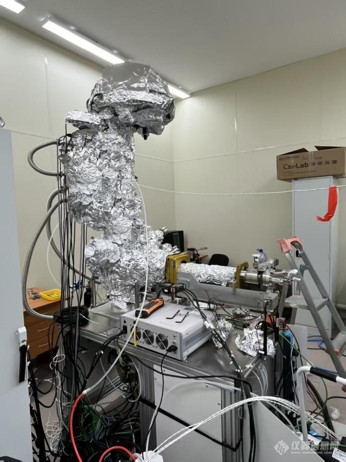 华萃Csi-Lab首台国产NAP-XPS顺利验收，终结进口垄断 40 年_苏州华萃仪器有限公司